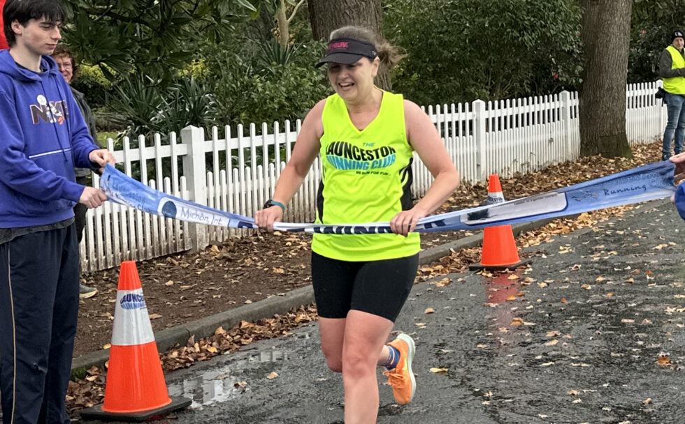 Race 3 Report: Katie Proctor Wins the Rob Rick Dale Deer Farm 8k at ...